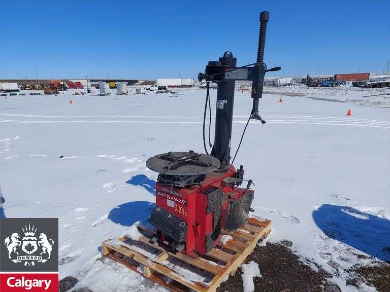 Tire Mounting Machine - Michener Allen Auctioneering Ltd