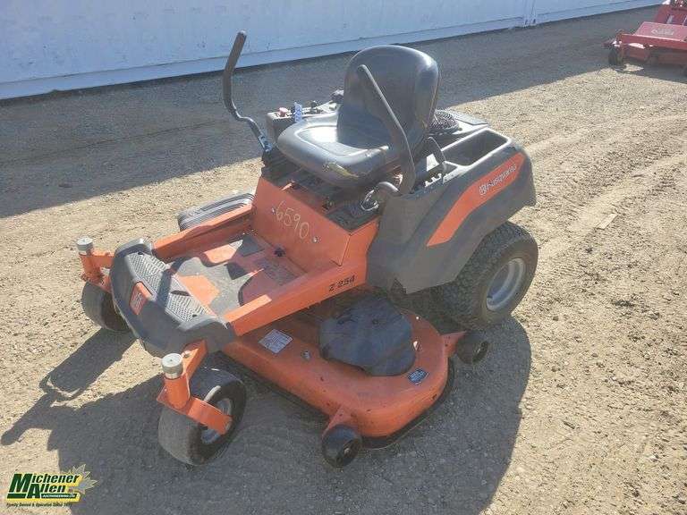 Husqvarna Z254 Mower - Michener Allen Auctioneering Ltd