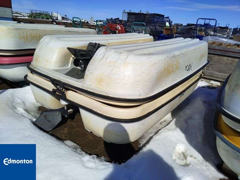 2 Pelican Paddle Boats - Michener Allen Auctioneering Ltd