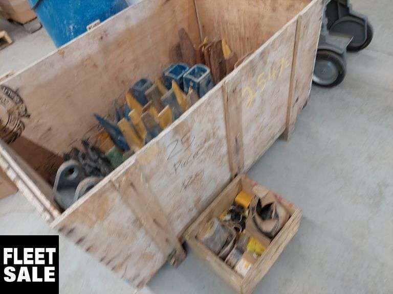 2 Crates Excavator Bucket Teeth, Skid Steer Teeth, Frost and Digging ...
