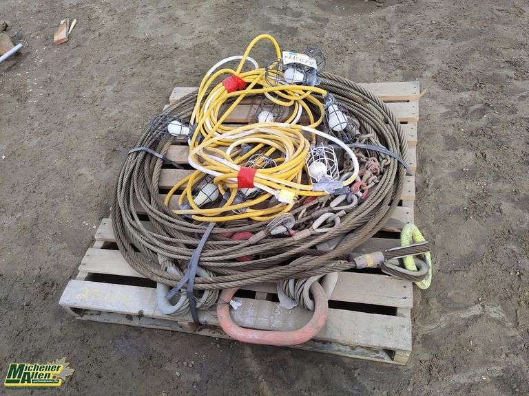 Pallet of Cable Slings and String Lights - Michener Allen Auctioneering Ltd