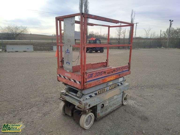 Non-Operable Skyjack SJ3 - 3015 500 LBS Scissor Lift - Michener Allen ...