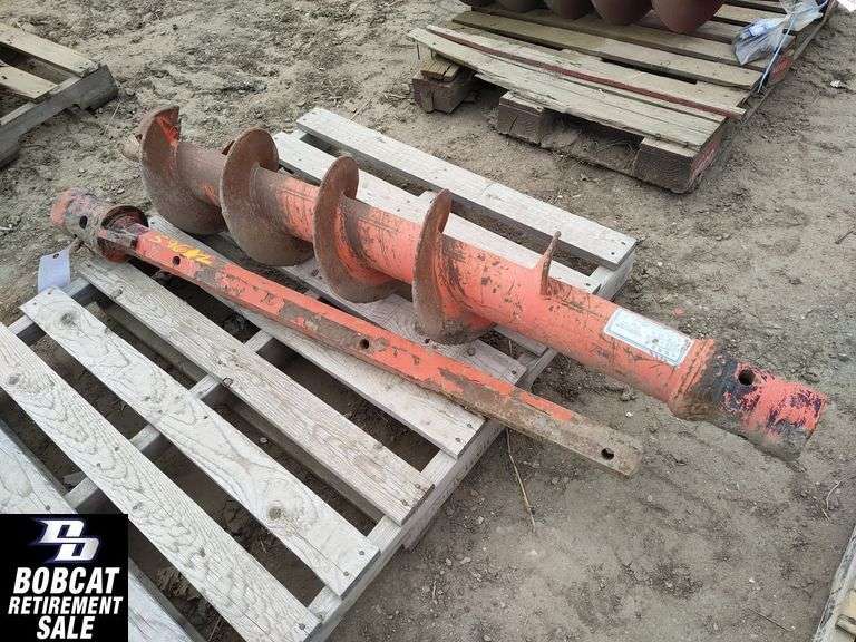 Auger Extension and Auger Bit - Michener Allen Auctioneering Ltd