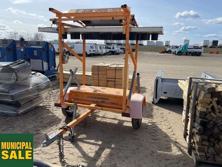 1999 Solar Technology Inc. Silent Sentinel Solar Powered Pull Behind ...