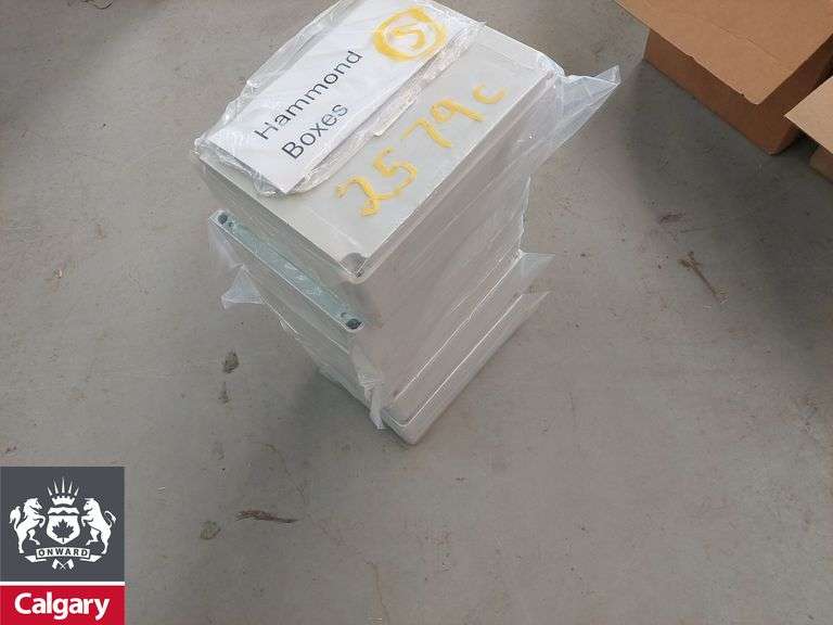 5 Unused Hammond Boxes - Michener Allen Auctioneering Ltd