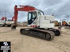 2011 Link Belt 225 Excavator - Michener Allen Auctioneering Ltd