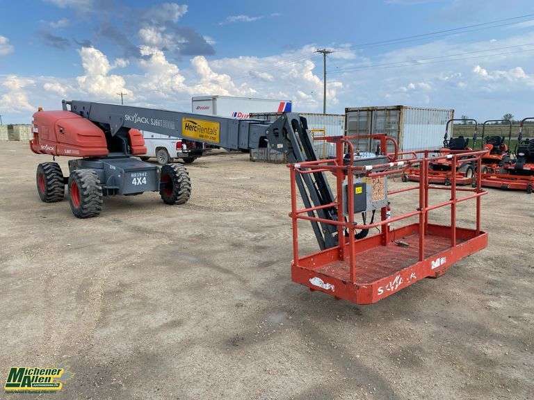 2013 Skyjack SJ66T 500 LBS 4x4 Boom Lift - Michener Allen Auctioneering Ltd
