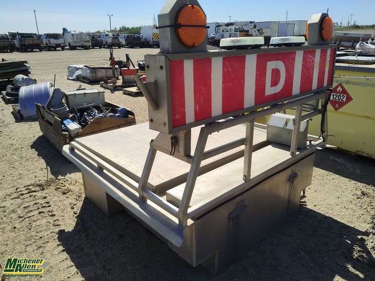 Pilot Truck Sign Box Insert with Tidy Tank (65in x 60in) - Michener ...