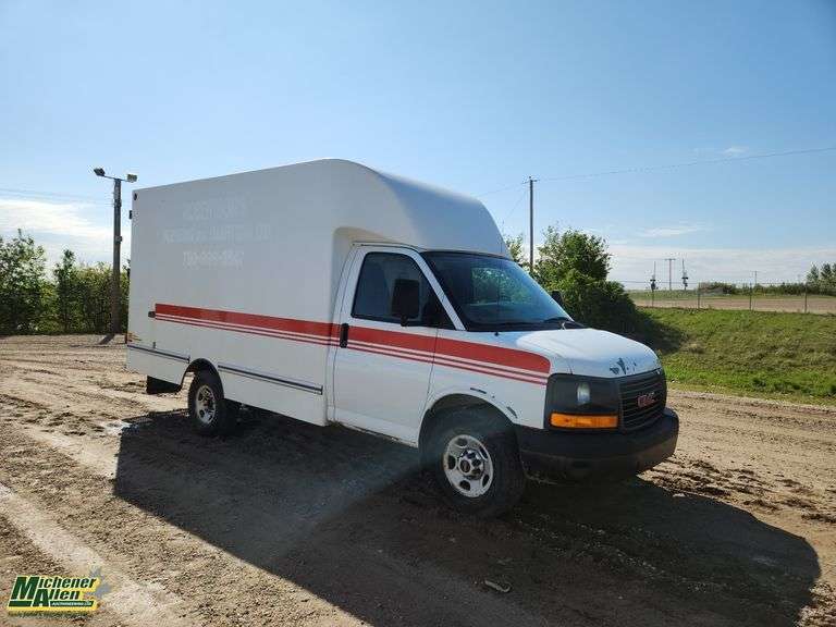 2010 GMC Savana S/A Cube Van - Michener Allen Auctioneering Ltd