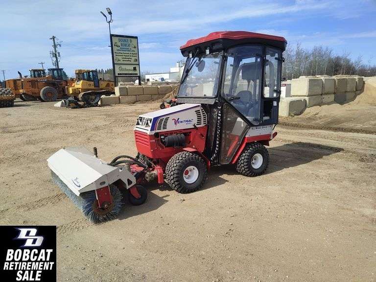 Ventrac 4500Y Tractor - Michener Allen Auctioneering Ltd