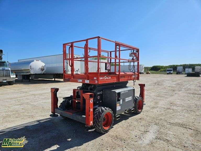 2019 Skyjack SJ 6832RT 1000lbs LBS 4x4 Scissor Lift - Michener Allen ...