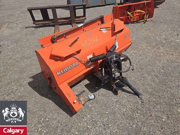 5' Sweeper Kubota L2163 - Michener Allen Auctioneering Ltd