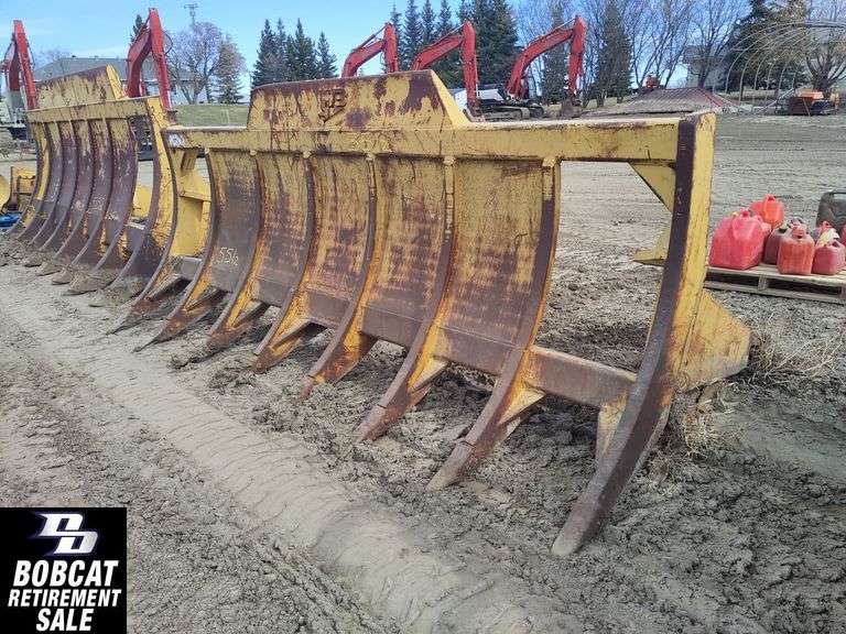 WB 138in Crawler Rake Attachment - Michener Allen Auctioneering Ltd