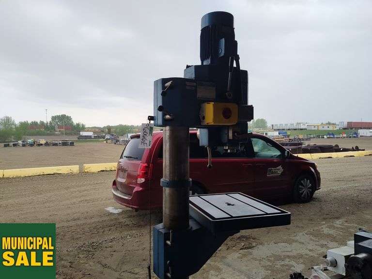 Nider NI70 Drill Press - Michener Allen Auctioneering Ltd
