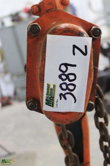 1.5 Ton Chain Hoist - Michener Allen Auctioneering Ltd