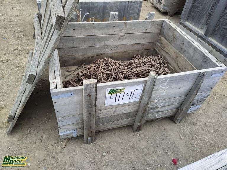 Crate with Tire Chain - Michener Allen Auctioneering Ltd