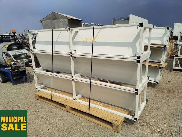 Pallet of 3 Metal Bases - Michener Allen Auctioneering Ltd