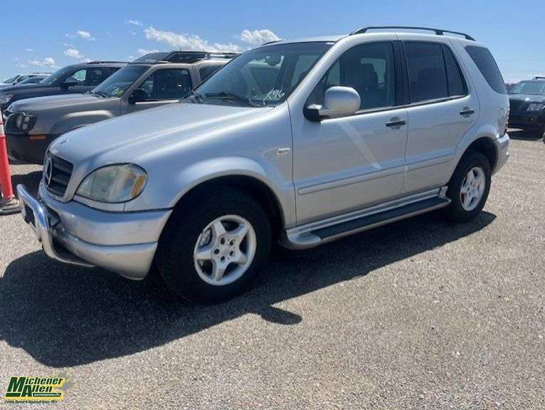2000 Mercedes-Benz M-Class ML320 4dr SUV - Michener Allen Auctioneering Ltd