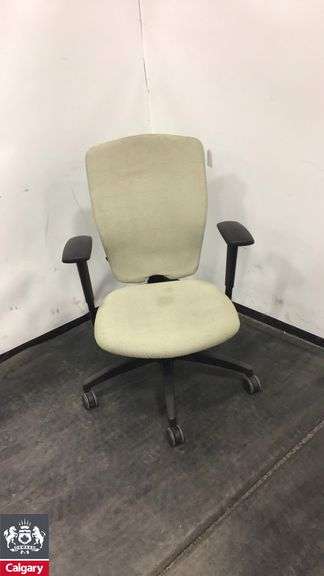 Yellow TEKNION T-3 synchro mid back chair - Michener Allen ...