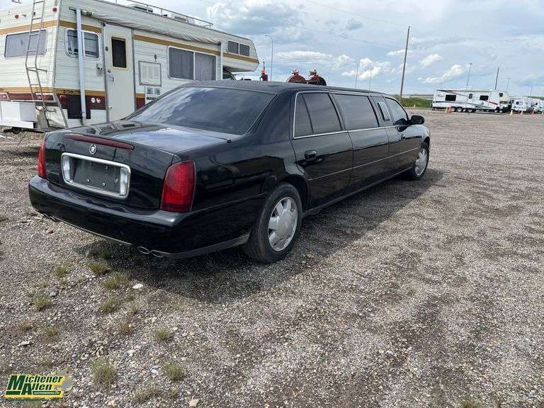 Non-Running 2000 Cadillac DeVille Limousine - Michener Allen ...