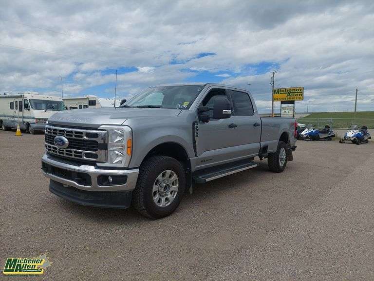 2023 Ford F-350 Super Duty XLT 4x4 FX4 Off Road 4dr Crew Cab 6.7L ...