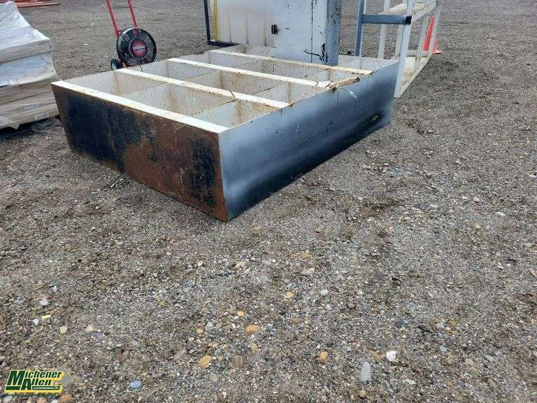 Metal Dividers shelves 60inch 72inch - Michener Allen Auctioneering Ltd
