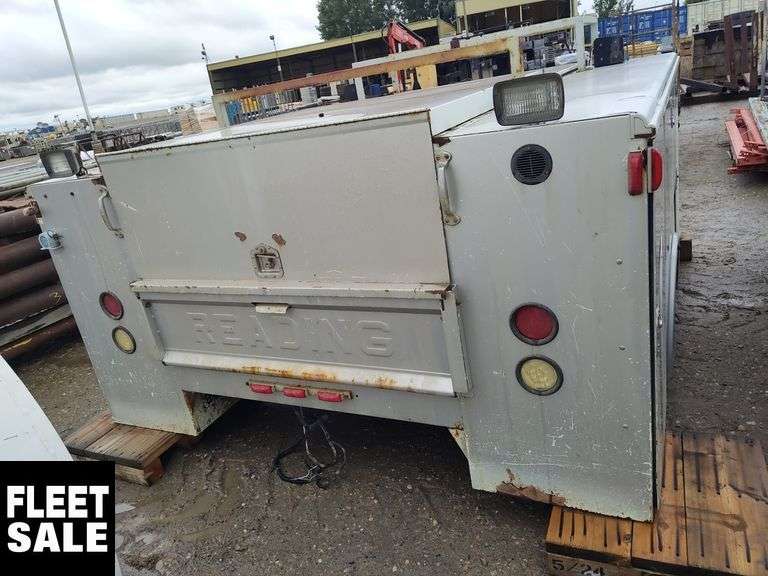 Reading Truck Box 8ft - Michener Allen Auctioneering Ltd