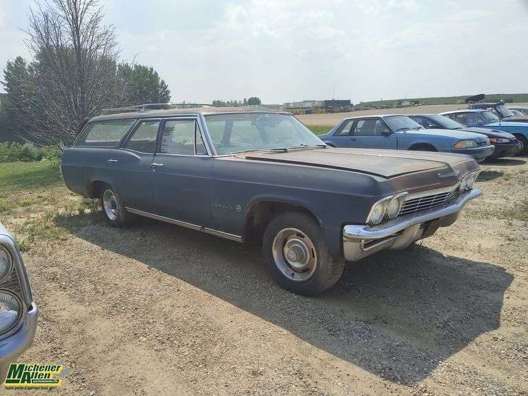 Non-Running 1965 Chevrolet Impala Wagon - Michener Allen Auctioneering Ltd