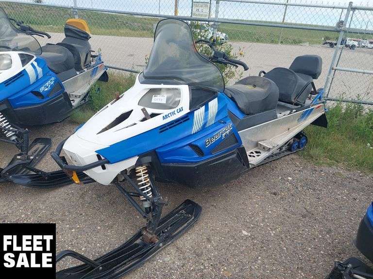 2014 Arctic Cat Bearcat XT 570 Snowmobile - Michener Allen ...