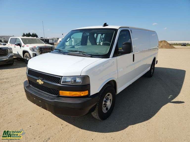 2018 Chevrolet Express 3500 Extended 5-door Cargo Van - Michener Allen ...
