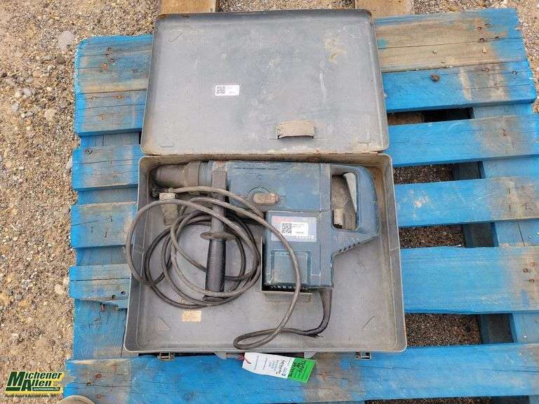 BOSCH Drill hammer - Michener Allen Auctioneering Ltd