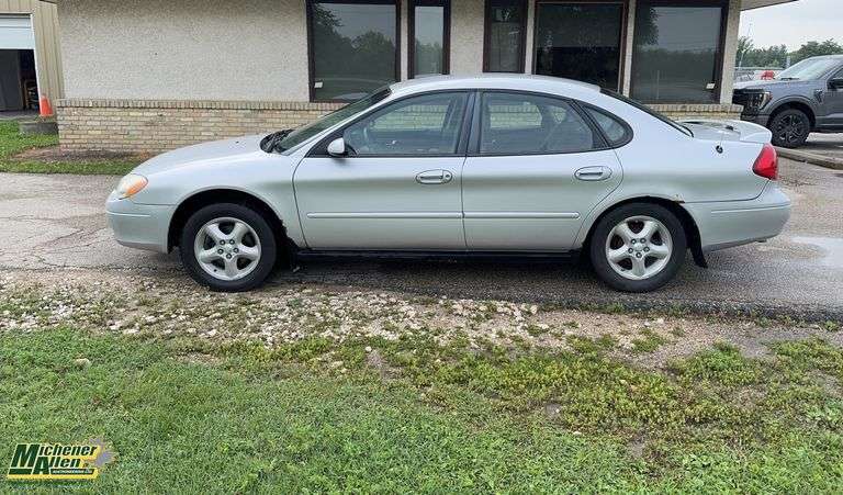 2001 Ford Taurus - Michener Allen Auctioneering Ltd