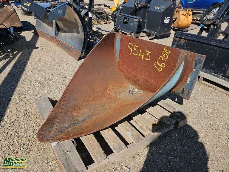 37in Tree Spade Bucket Attachment - Michener Allen Auctioneering Ltd