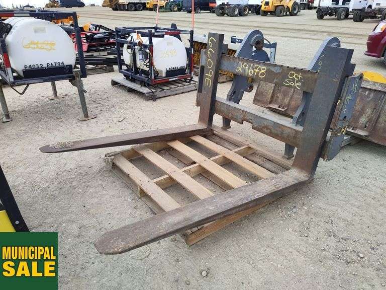 Volvo EFI WL25S Fork Attachment (60in Fork Length) - Michener Allen ...