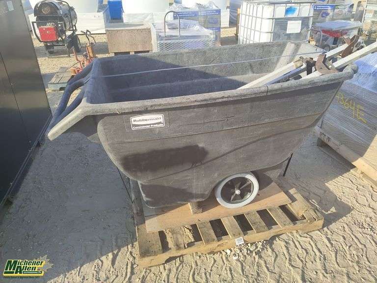 Rubbermaid Garbage Bin With Miscellaneous Items - Michener Allen Auctioneering Ltd