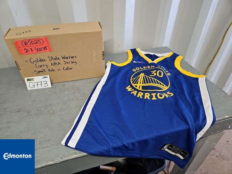 Nike Medium Golden State Warriors NBA Jersey - Qty.1 - Michener Allen ...