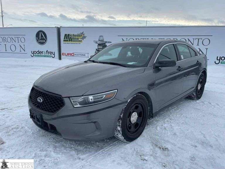 2017 FORD TAURUS POLICE INTE - North Toronto Auction