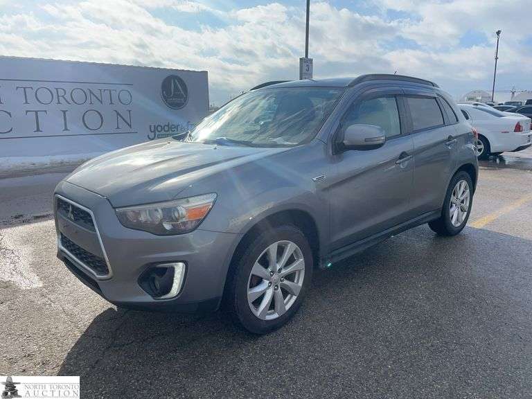 2015 Mitsubishi RVR - North Toronto Auction