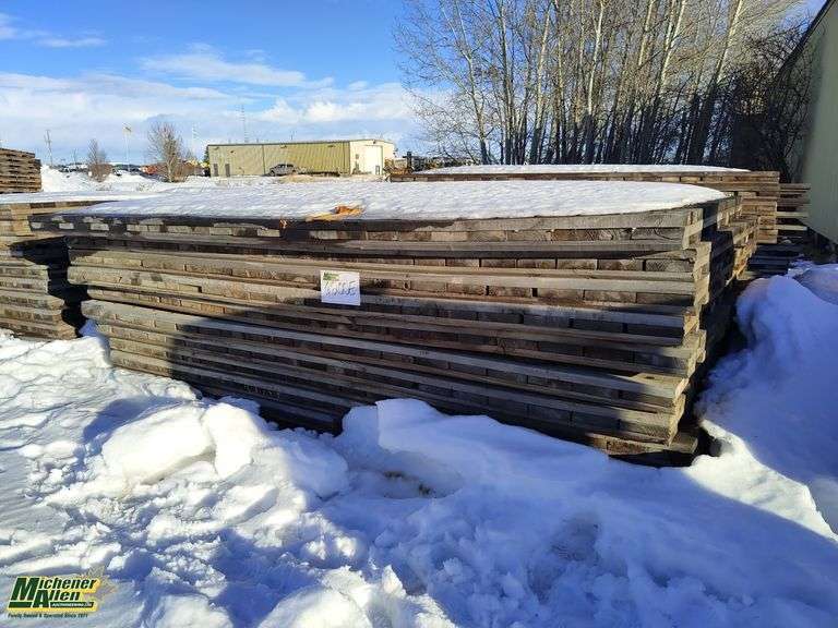 Stack of 10 Hardwood Site Mats (8ft x 12ft 2in) - Michener Allen ...