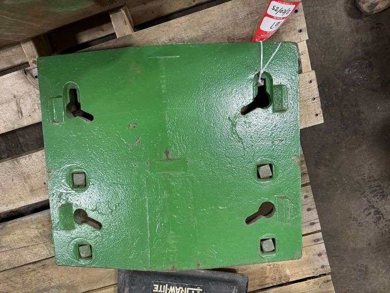 John Deere 55 Series Double Stack Weight Bracket - Miedema Auctioneering
