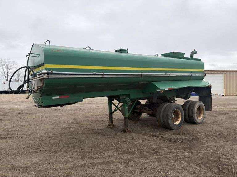 Diller Liquid Manure Tanker-Spreader - Miedema Auctioneering