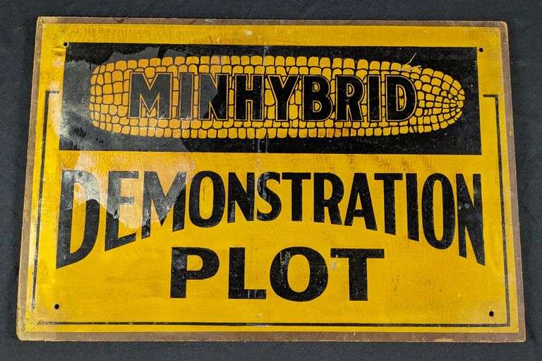 MINYHYBRID SEED CORN DEMONSTRATION PLOT SIGN - Millers Auction Co.