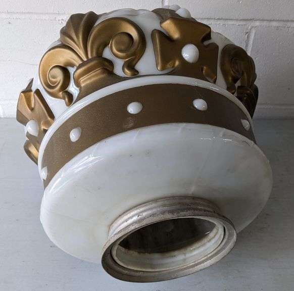 STANDARD OIL CO GOLD CROWN GAS PUMP GLOBE - Millers Auction Co.