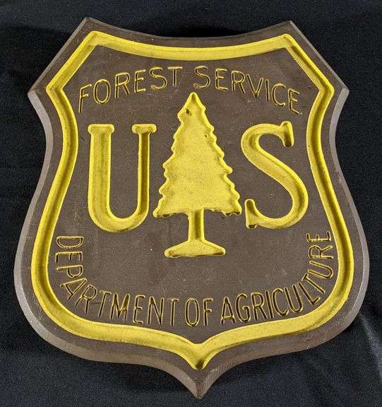 DATED 1964 US FOREST SERVICE WOOD SIGN - Millers Auction Co.