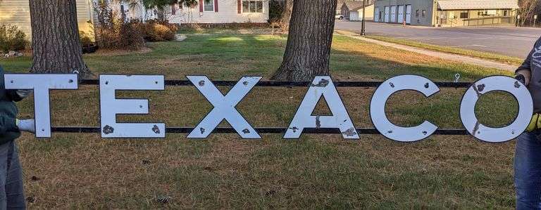 PORCELAIN FUEL TANKER TRUCK TEXACO GASOLINE SIGN - Millers Auction Co.