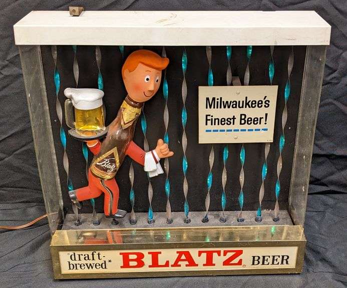 1964 BLATZ BEER RUNNING WAITER MOTION LIGHTED SIGN (MILWAUKEE'S FINEST ...