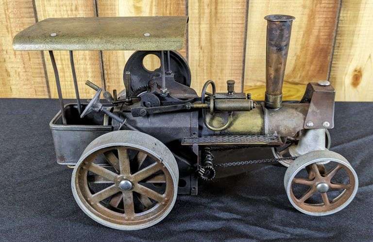 STEAM POWERED TOY STEAM TRACTOR (WILESCO) - Millers Auction Co.
