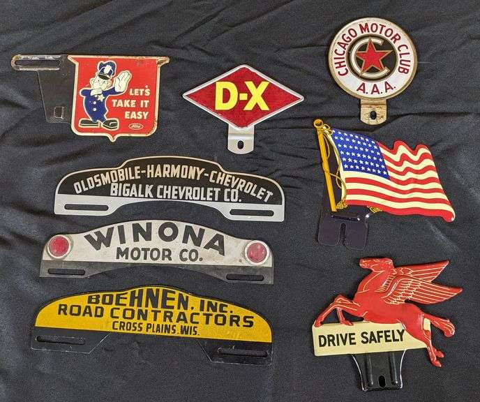 8 LICENSE PLATE TOPPERS - Millers Auction Co.