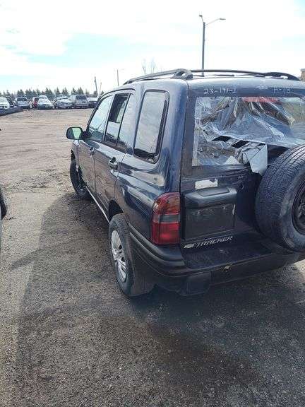 2001 Chevrolet Tracker - McLaughlin Auctioneers, LLC- mc-bid.com