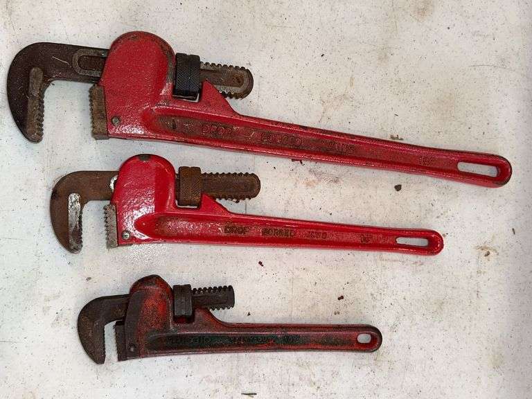 Pipe wrenches - McLaughlin Auctioneers, LLC- mc-bid.com